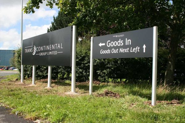 Post Signs for Versatile Outdoor Applications | Poppy Signs
